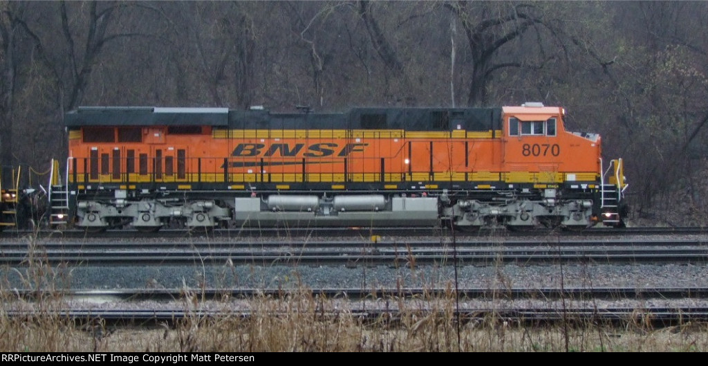 BNSF 8070